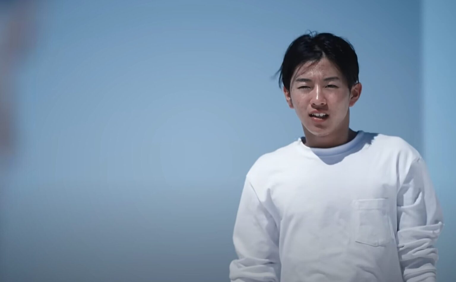 ポカリスエットのCM「君はきっと、誰かの太陽。」篇 CMソング STUTS feat. Kohjiya, Hana Hope - TourismGuideToJapan