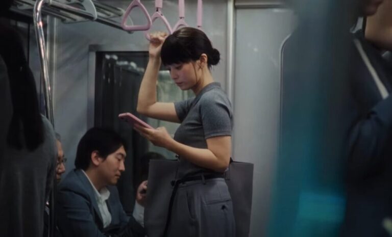 田中真琴さん出演 Amazon プライムCM「ニュー・カラー」篇 - TourismGuideToJapan